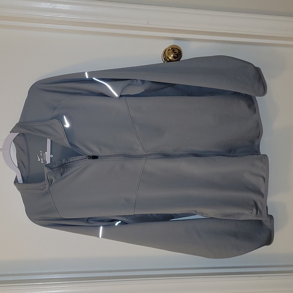Nike | Jackets & Coats | Nike Xl Light Weight Zip Up With Reflectors ...
